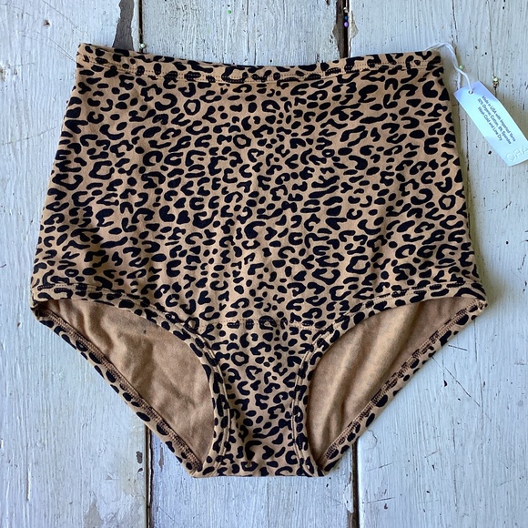 ARQ | Intimates & Sleepwear | Nwt Arq Underwear High Rise Organic ...